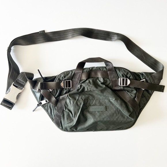 Athleta | Bags | Athleta Excursion Belt Bag Olive Green Large | Poshmark